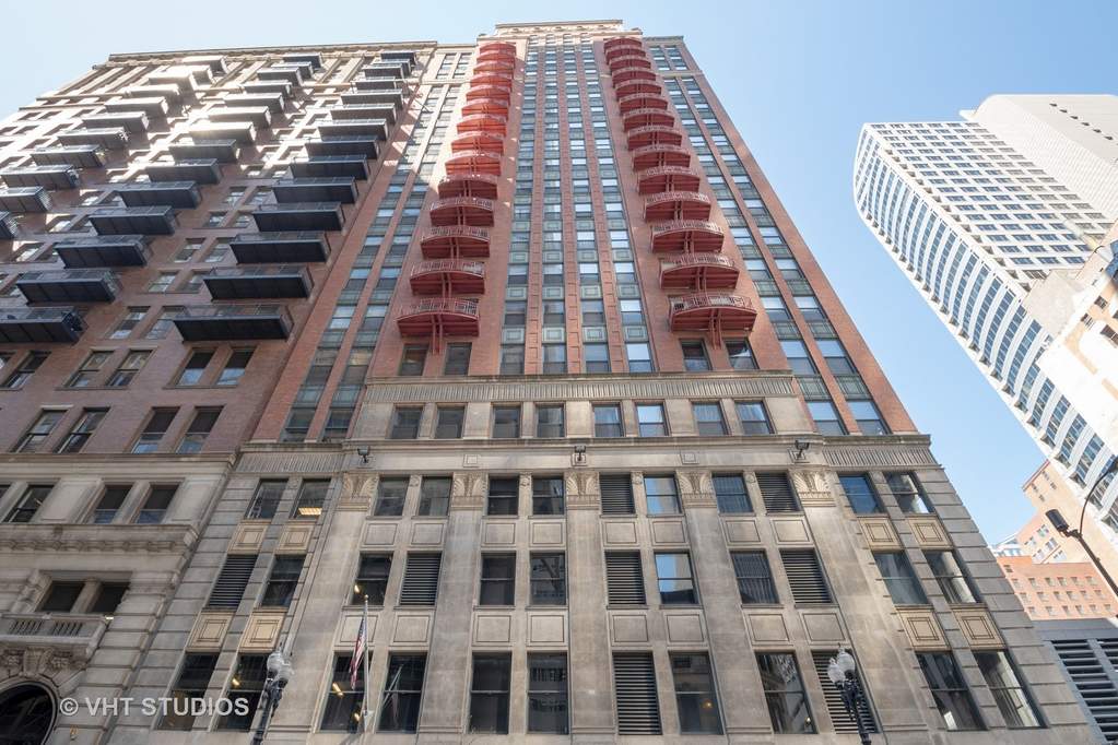 208 W Washington Street #2113 Chicago, IL 60606 | MLS# 10380072 ...