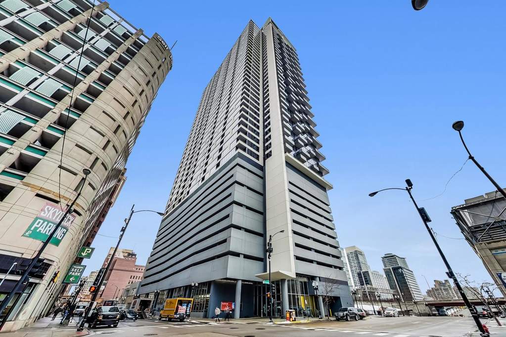 235 W Van Buren Street #2512 Chicago, IL 60607 | MLS# 10596504 ...