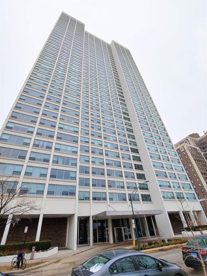 1700 E 56th Street #3205 Chicago, IL 60637 | MLS# 10610079 | @properties