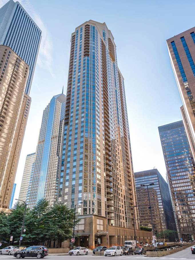 222 N Columbus Drive #3803 Chicago, IL 60601 | MLS# 10678155 | @properties
